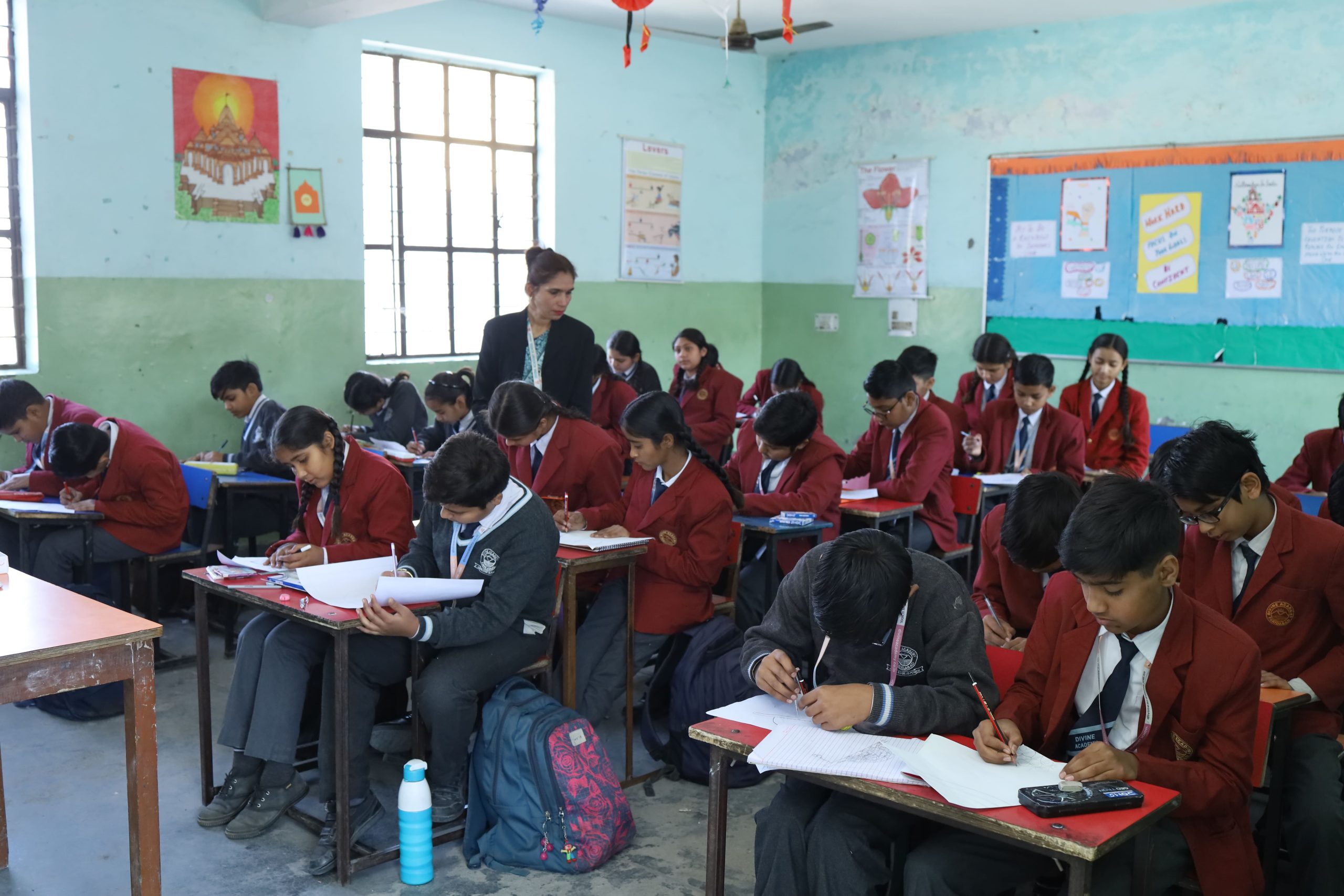 Divine Academy School, Faridabad: Inspiring Lifelong Learners